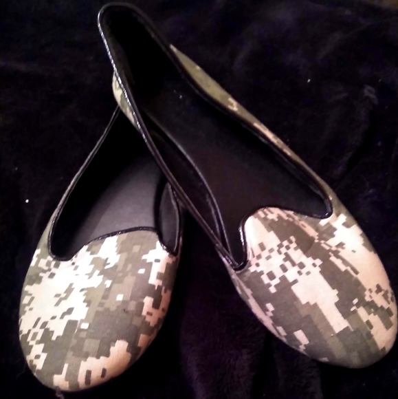 Toast | Shoes | 7 Toast Flats | Poshmark